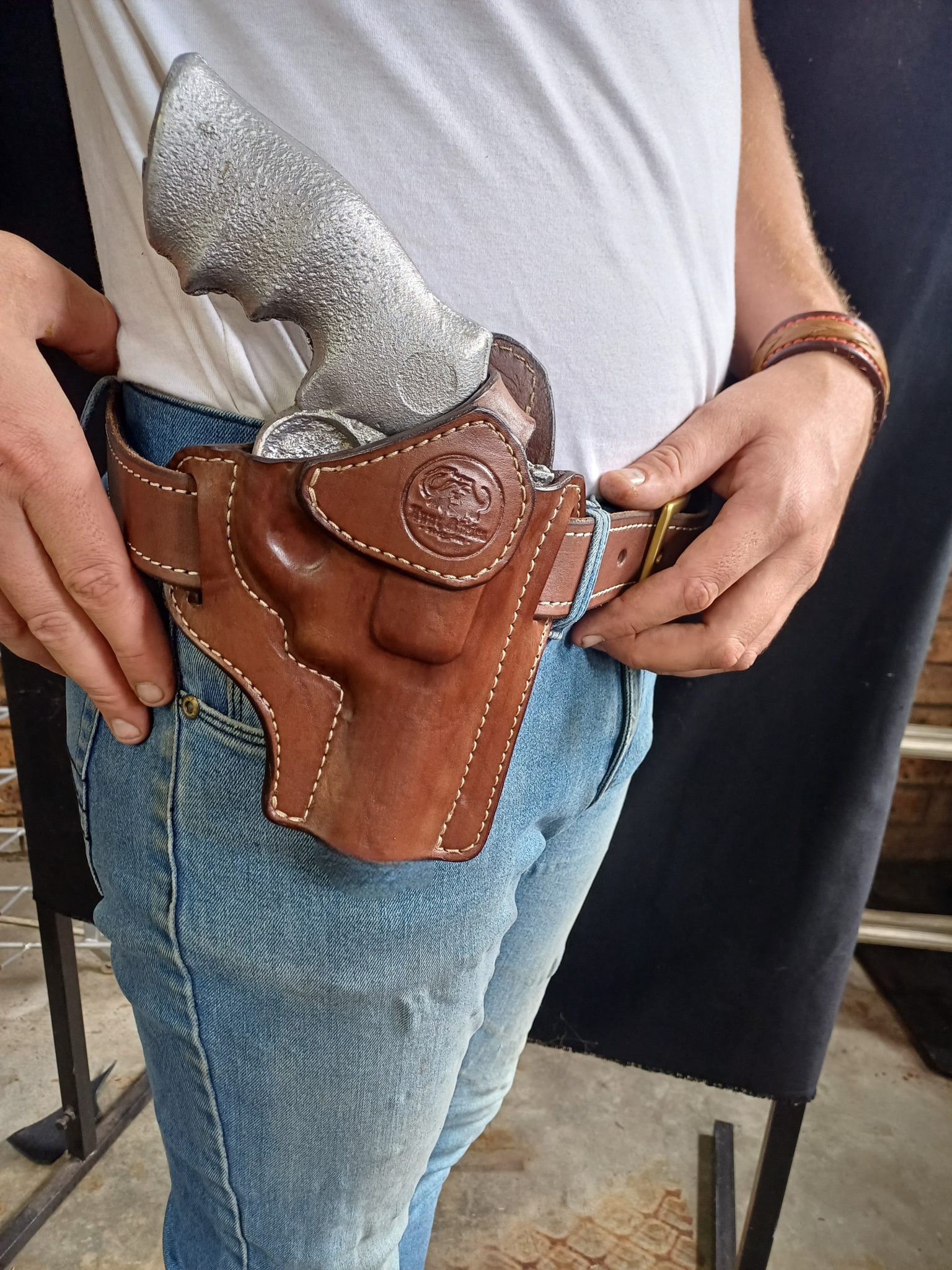 Leather Pancake & Strap Revolver Holster - Hunt Africa Leather